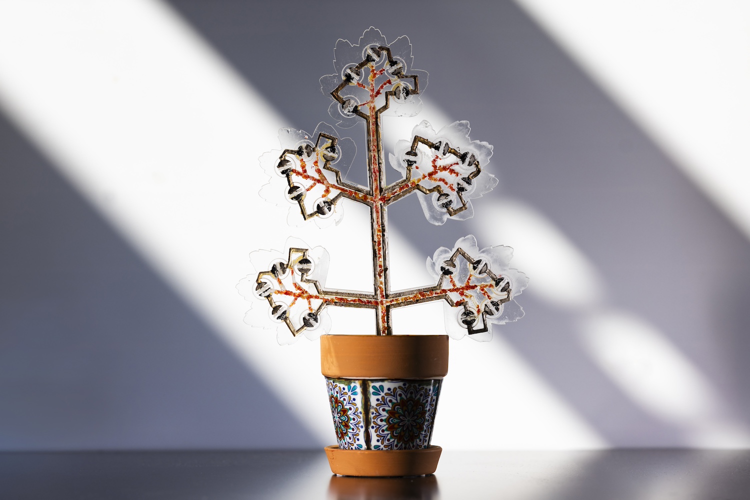 TriplePundit • Can’t Keep Your Houseplants Happy? This Fake Plant ...